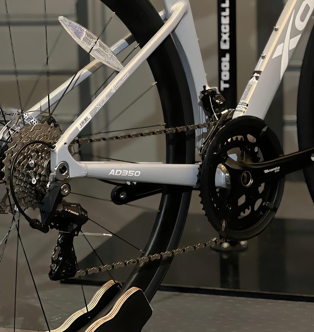 Mua bán Xe đạp đua XDS AD350 2025 giá rẻ, chính hãng